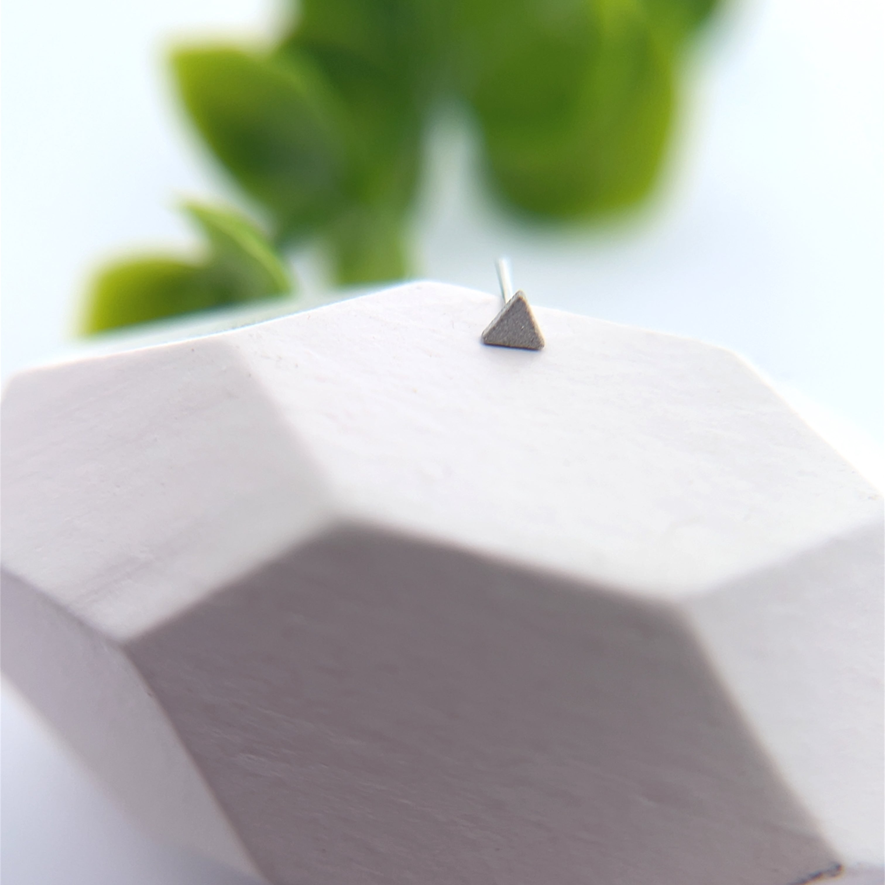 Bitty Textured Tryangle – Agave in Bloom