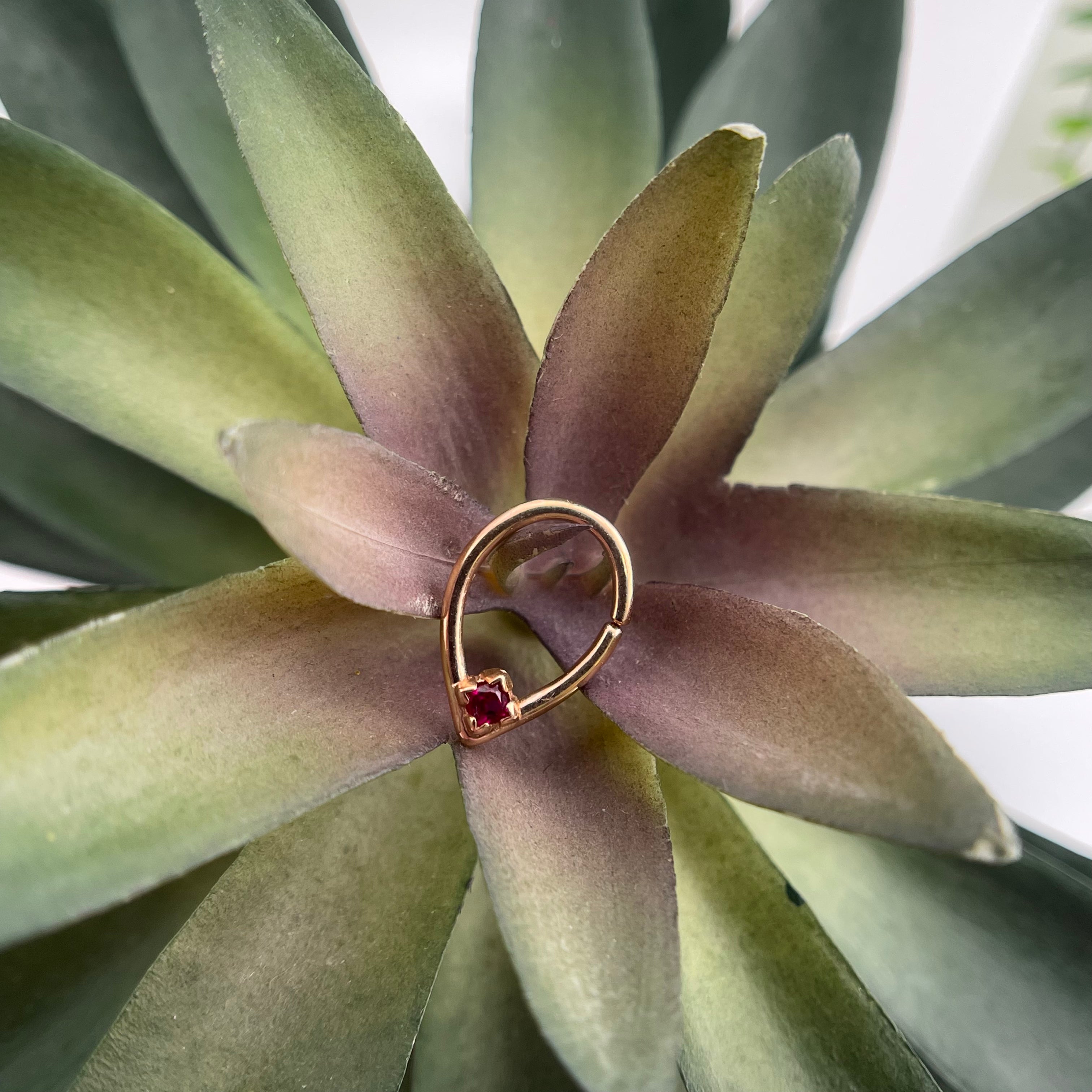 Bombastic V Seam Ring – Agave in Bloom