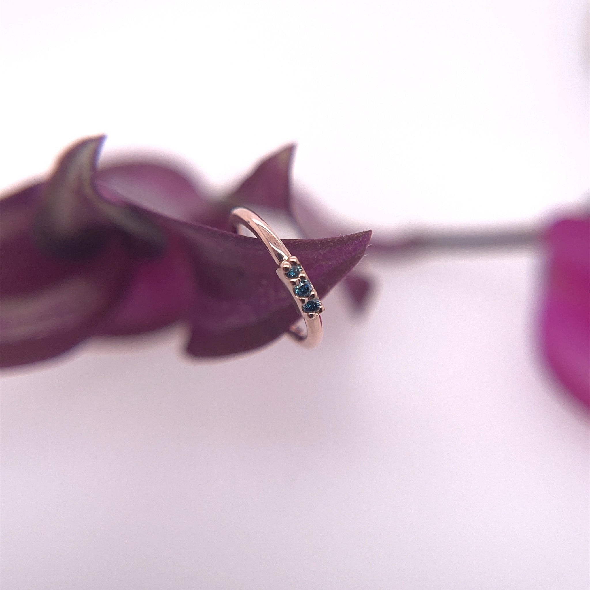 3 Gem Blaze Fixed Ring - Navel Orientation - 1mm Gemstones – Agave in Bloom