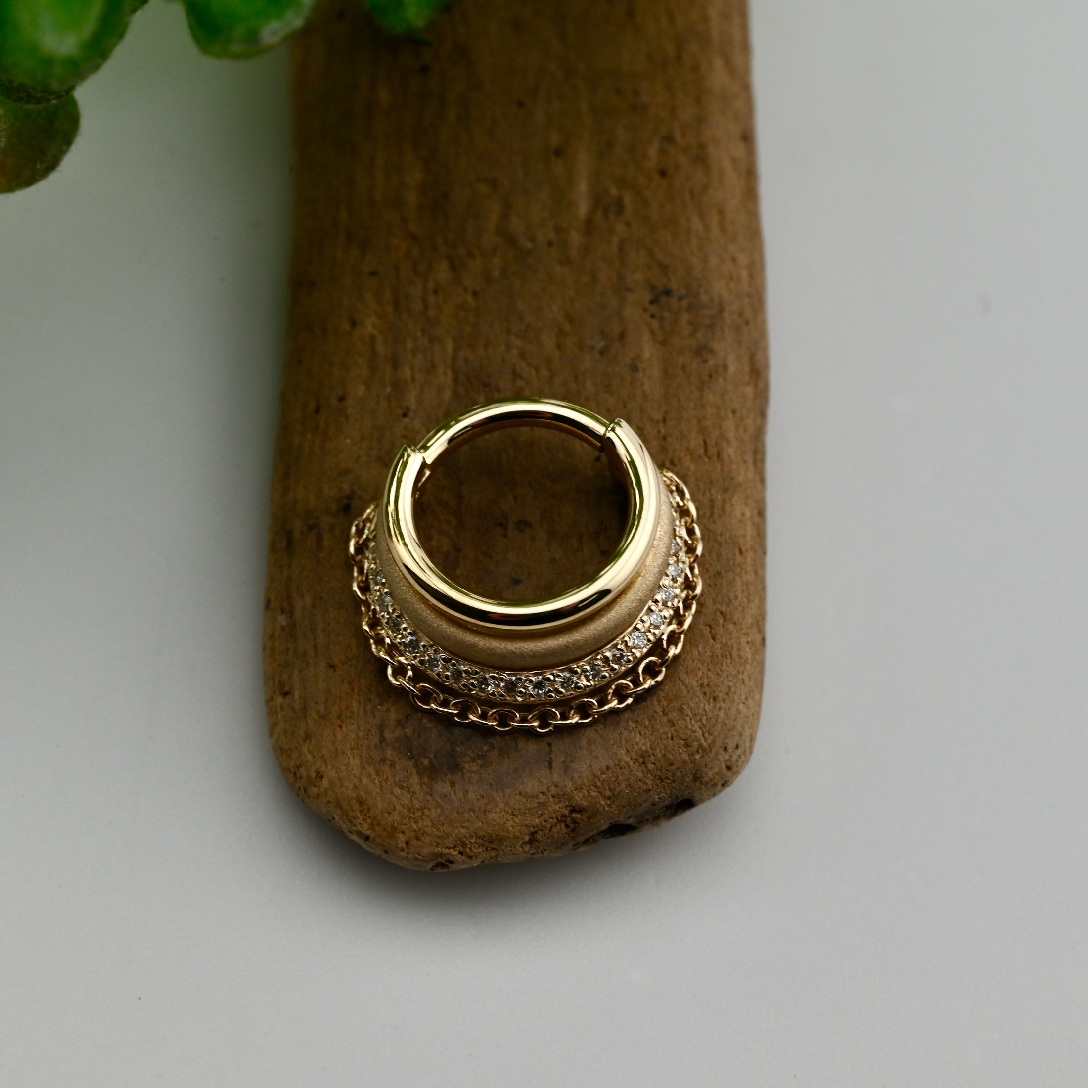 Lucy in Chains - Hinge Ring – Agave in Bloom