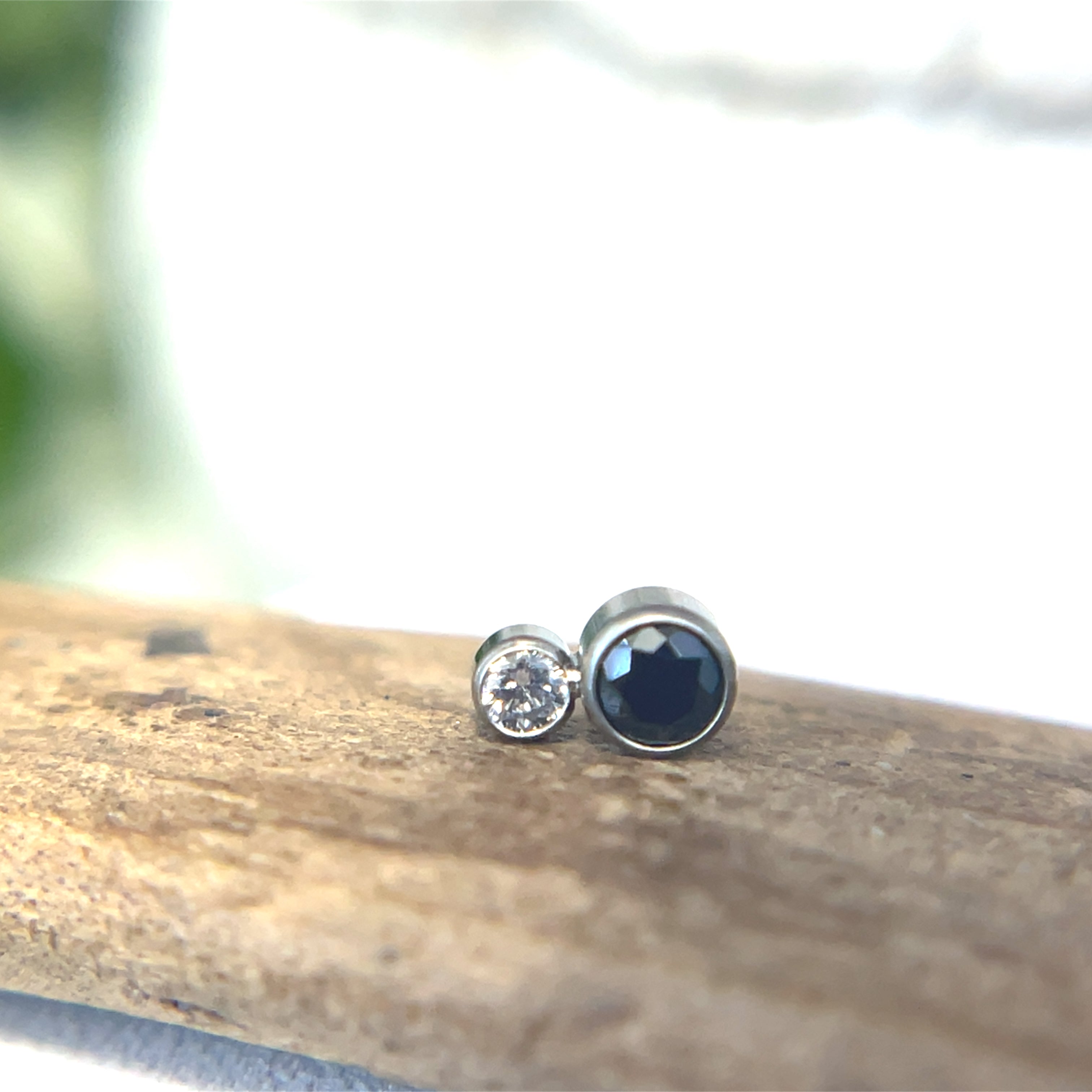 Titanium Bezel 2 Gem Cluster – Agave in Bloom