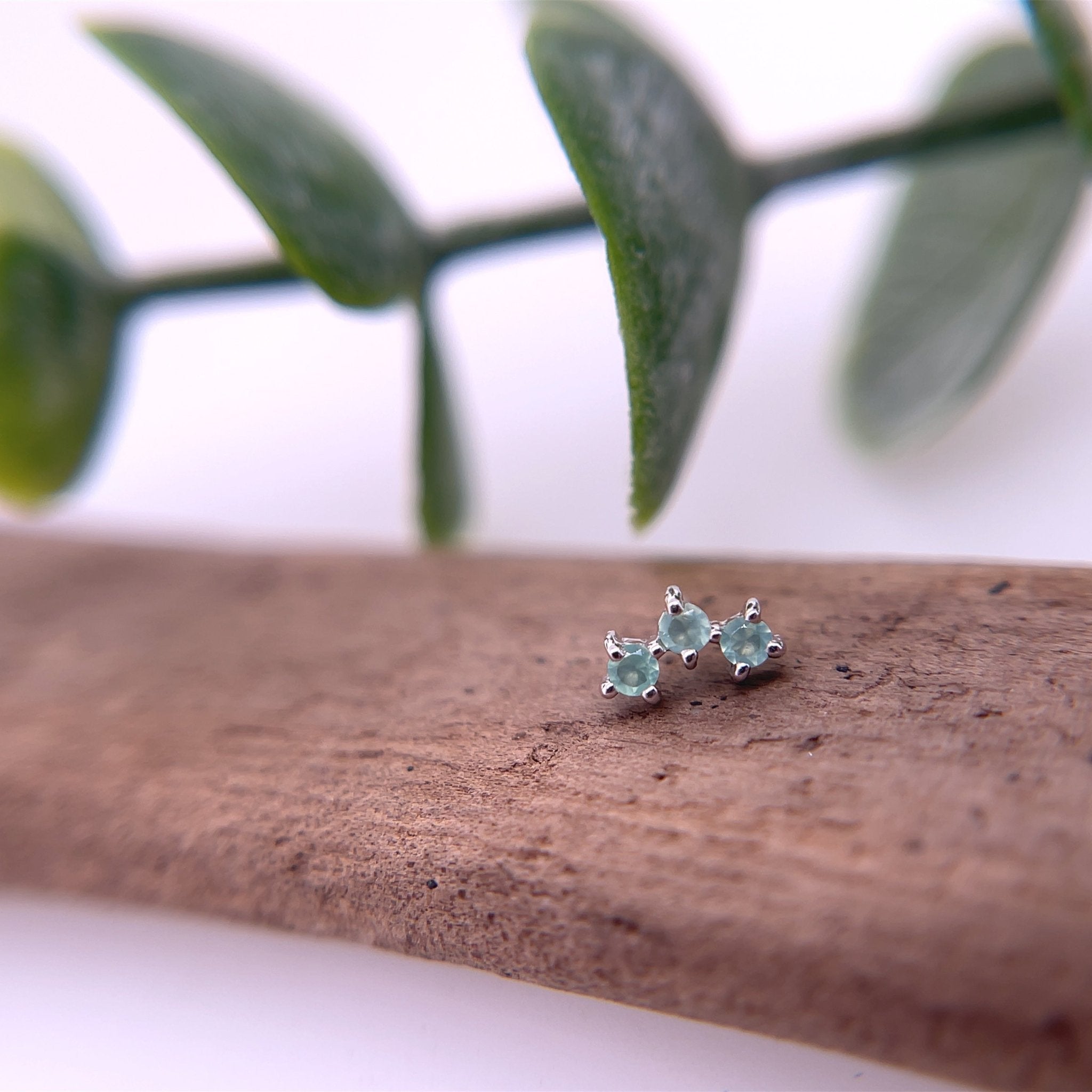 Muse with 1.5mm Gems – Agave in Bloom
